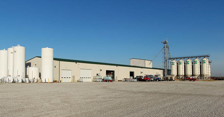 ABOUT | luckeyfarmers.com